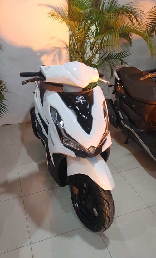 Nipponia junto a Mivisa Motors lanzan la novedosa y atractiva scooter VRS 150 - Mivisa Motors ...